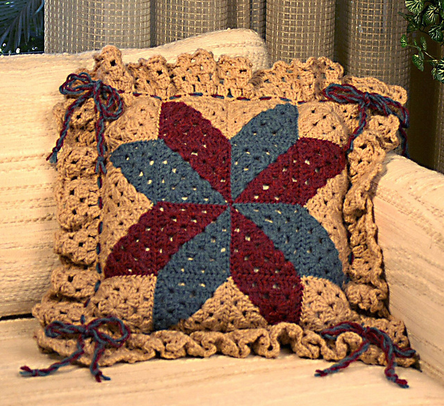 Ravelry: Quilt Block Pillow pattern by Susan Lowman