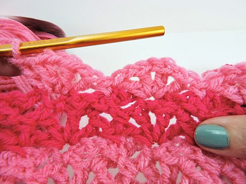 Ravelry: Tenga Venga Baby Blanket pattern by Kim Guzman