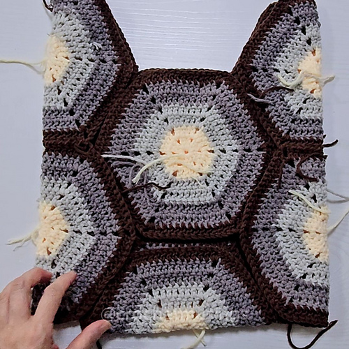 Ravelry: Hexagon Tote Bag pattern by Crochet Musings