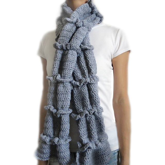 Ravelry: Ruched Ruffle Scarf pattern by Rachel Choi
