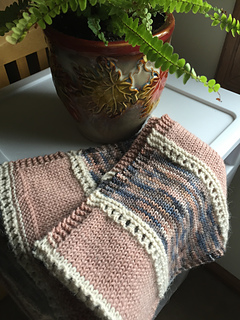 Ravelry: Shovel pattern by Rebekah Lawrence