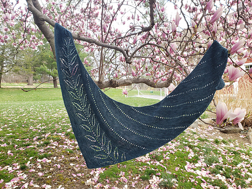 Ravelry: Silverleaf pattern by Lisa Hannes