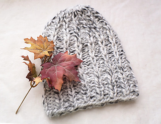 Ravelry: crumbgrubbers' SupBulky Slipped-Rib Beanie