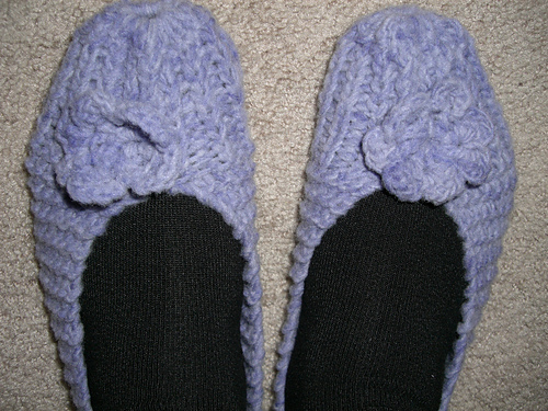 Ravelry: Easy Slippers pattern by Stacy Lee