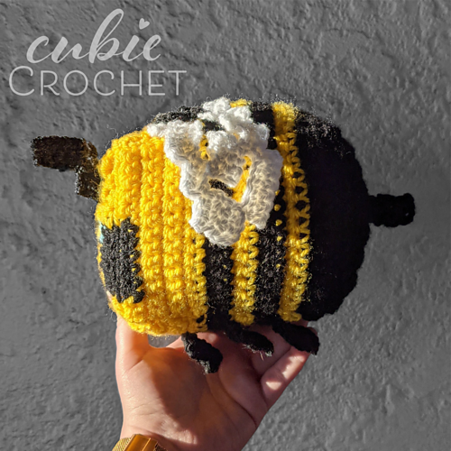 Ravelry: Cube Bee pattern by Jessica Wilson