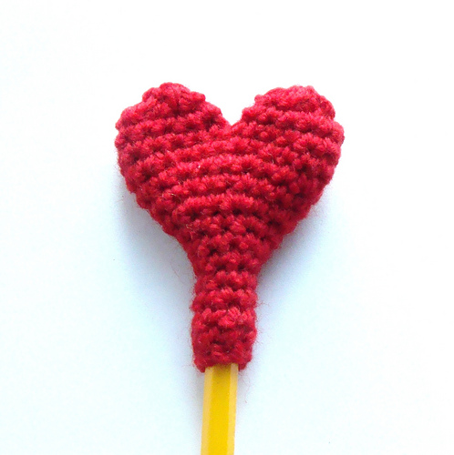 Ravelry: Heart Pencil Topper pattern by Maria Stout