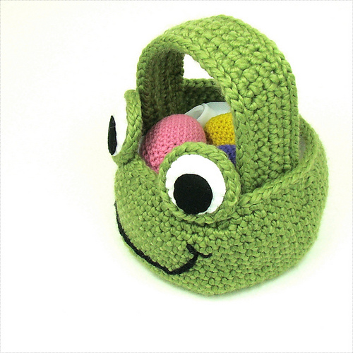 Ravelry: Frog Easter Basket pattern by Maria Stout