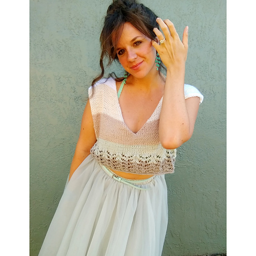 Ravelry: Tan and Tipsy Top pattern by Knitting Tipsy