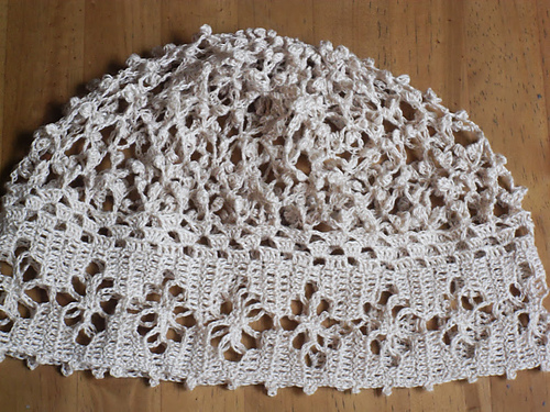 Ravelry: Bonnet Dentelle pattern by Aurore Turcan