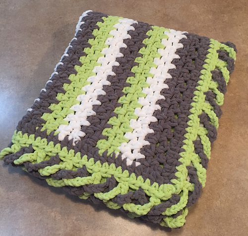 Ravelry: Striped Baby Blanket w/Crisscross Edge pattern by Debra ...