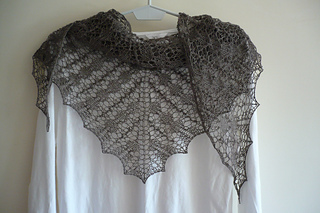 Ravelry: YellowMleczyk's Balloons shawl