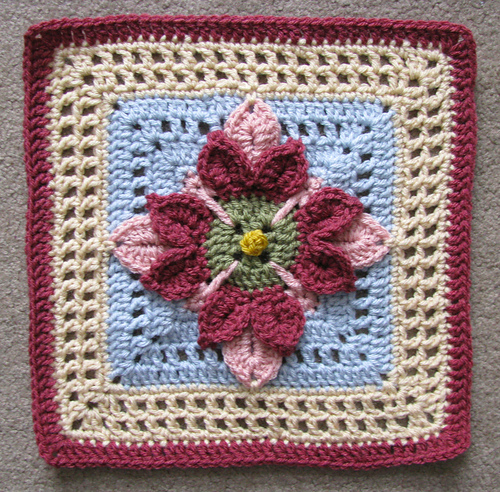 Ravelry: 12" Fuschia Afghan Block pattern by Abigail Bailey