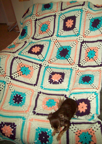 Ravelry: Pretty Petals Afghan Square pattern by Melinda Miller