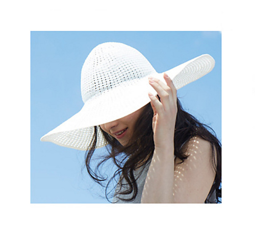 Ravelry: Elegant Capeline Hat pattern by Pierrot (Gosyo Co., Ltd)