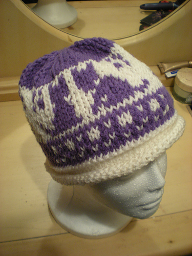 Ravelry: Cats with Paw Peerie pattern by Sandra Jäger