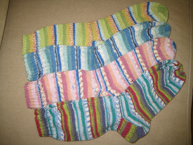 Ravelry: Classic Sock pattern by Kate Speltz