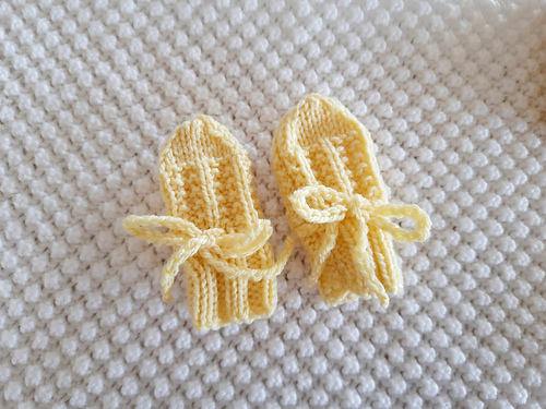 Ravelry: UNITY Baby Hat pattern by marianna mel