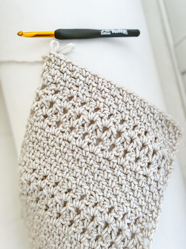 Ravelry: Cobblestone Pathways pattern by Lauren Brown