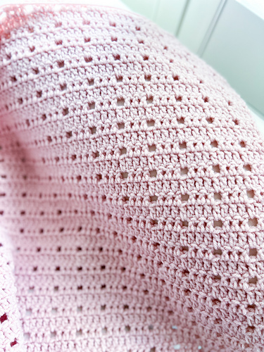 Ravelry: The Picket Fence Baby Blanket pattern by Lauren Brown