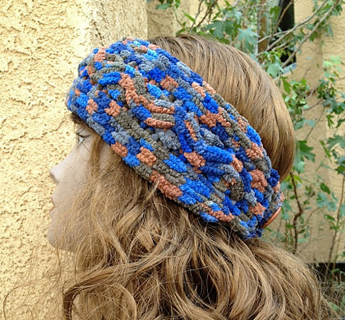 Ravelry: Woodacre Ear Wrap pattern by Dayna Scoles
