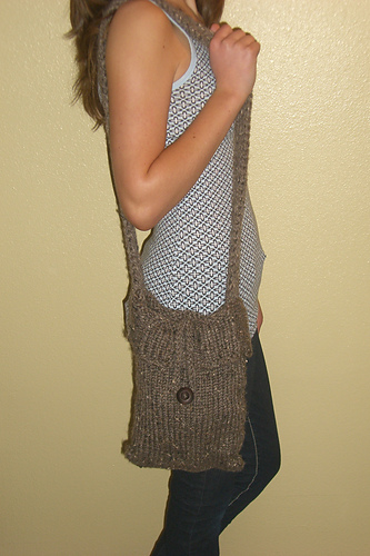 Ravelry: Bucket Bag pattern by Dayna Scoles