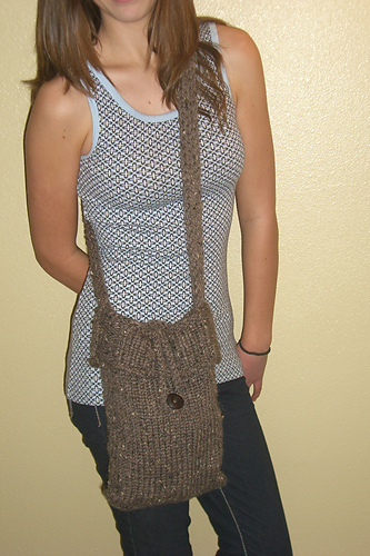 Ravelry: Bucket Bag pattern by Dayna Scoles