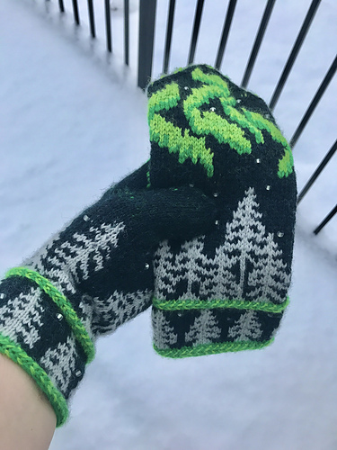 Ravelry: Winter Northern Lights pattern by Debbie Bartholomew