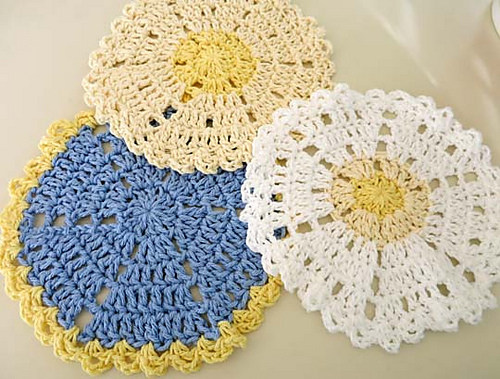 Ravelry: Wedgy-Edgy Dishcloth pattern by Kathy North