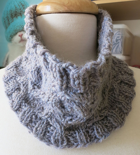Ravelry: Crunchy Cable Cowl pattern by Kathy North