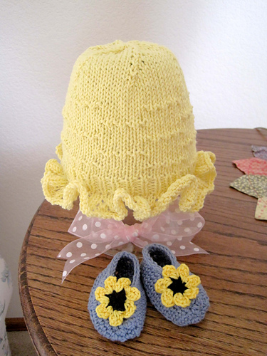Ravelry: Sunny Day Mob Cap pattern by Kathy North