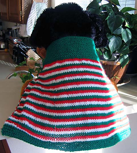 Ravelry: Holiday Dog Capelet pattern by Kathy North