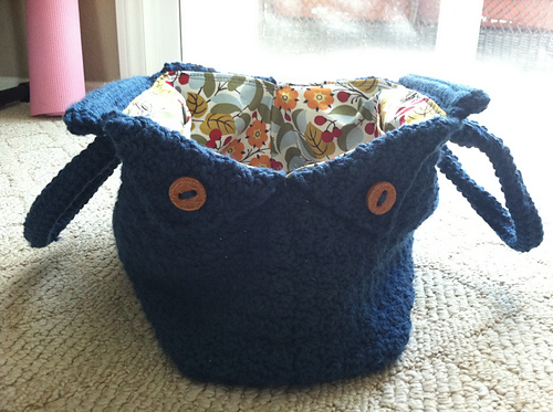 Ravelry: Derek Bag pattern by Lthingies