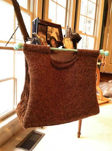 Ravelry: Just So Bag pattern by Andrea Babb