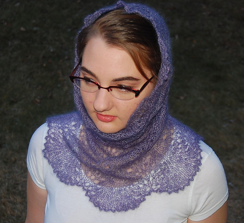 Pattern recommendations for less than 200 yards of yarn? : r/knitting