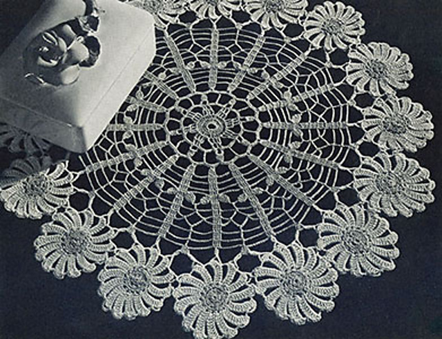 Ravelry: Daisy Ring Doily #12-61 pattern by Royal Society