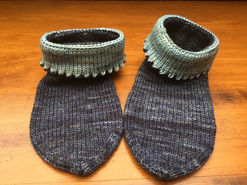Ravelry: Pixie Slippers pattern by Deborah Kemball
