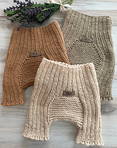 Ravelry: Skye Soakers and Shorts pattern by Debra Gorman