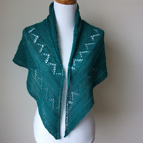 Ravelry: Délice Shawl pattern by Maria Higgs