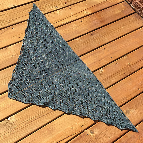 Ravelry: Storm Shawl pattern by Gabrielle Vézina