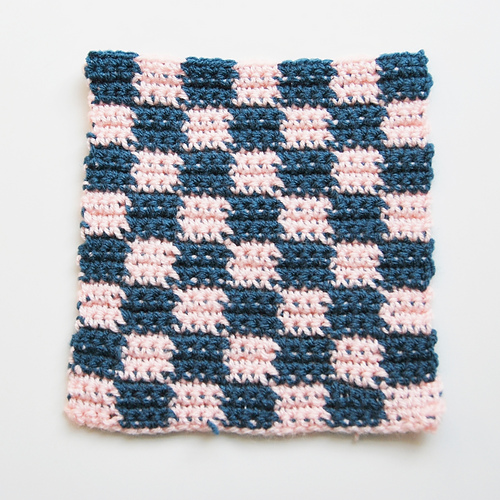 Ravelry: Racing Flag Square pattern by Maria Sommer