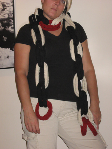 Ravelry: Chain Gang pattern by Nicky Epstein