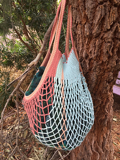 Ravelry: Classic French String Market Bag pattern by anne regourd