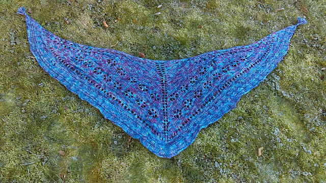 Ravelry: Frimas pattern by Danielle Plat