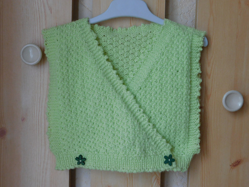 Ravelry: Sweet Hortense heartwarmer pattern by Christine de Savoie