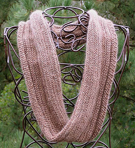 Ravelry: Lisa's Moebius pattern by Diane L. Augustin