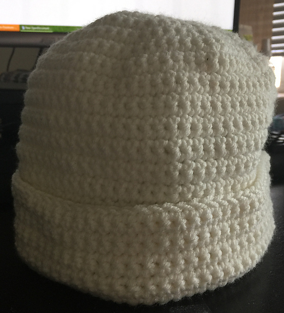 Ravelry: Single Crochet Hat pattern by Distraida Brionnae