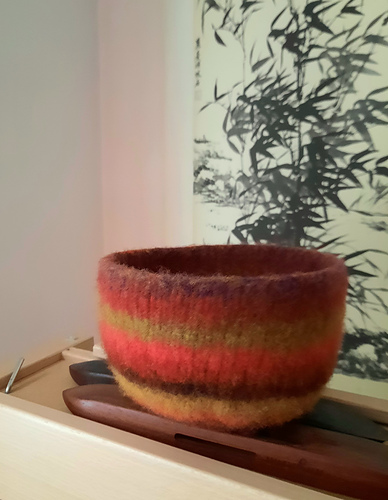 Ravelry: Felted Bowls pattern by Gigi Hooper