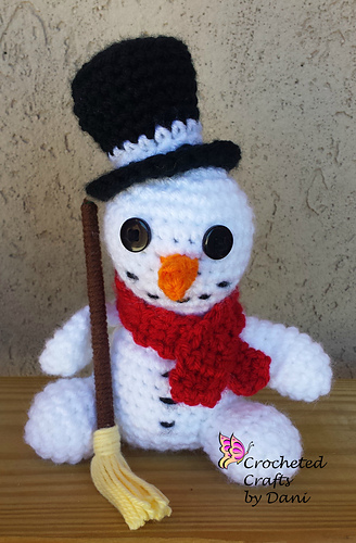 Ravelry: Shivers the Snowman pattern by Monster House Design