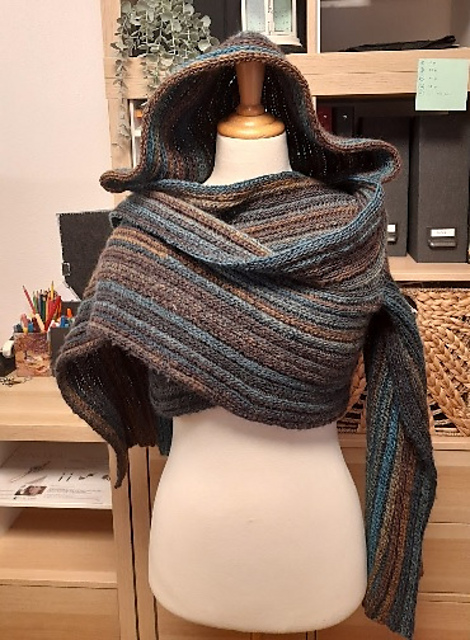 Ravelry: Elora Danans Shrug from Willow pattern by Marina Epprecht