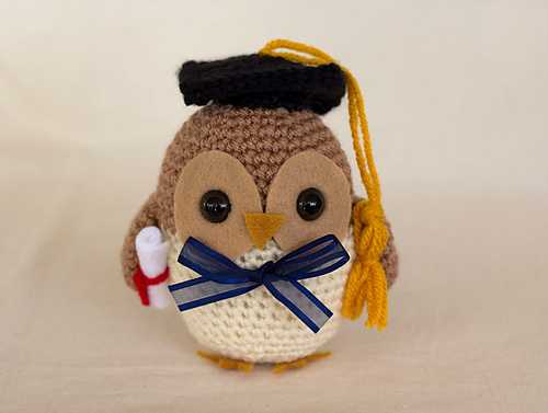 Ravelry: Graduation Owl pattern by Miss Dolkapots